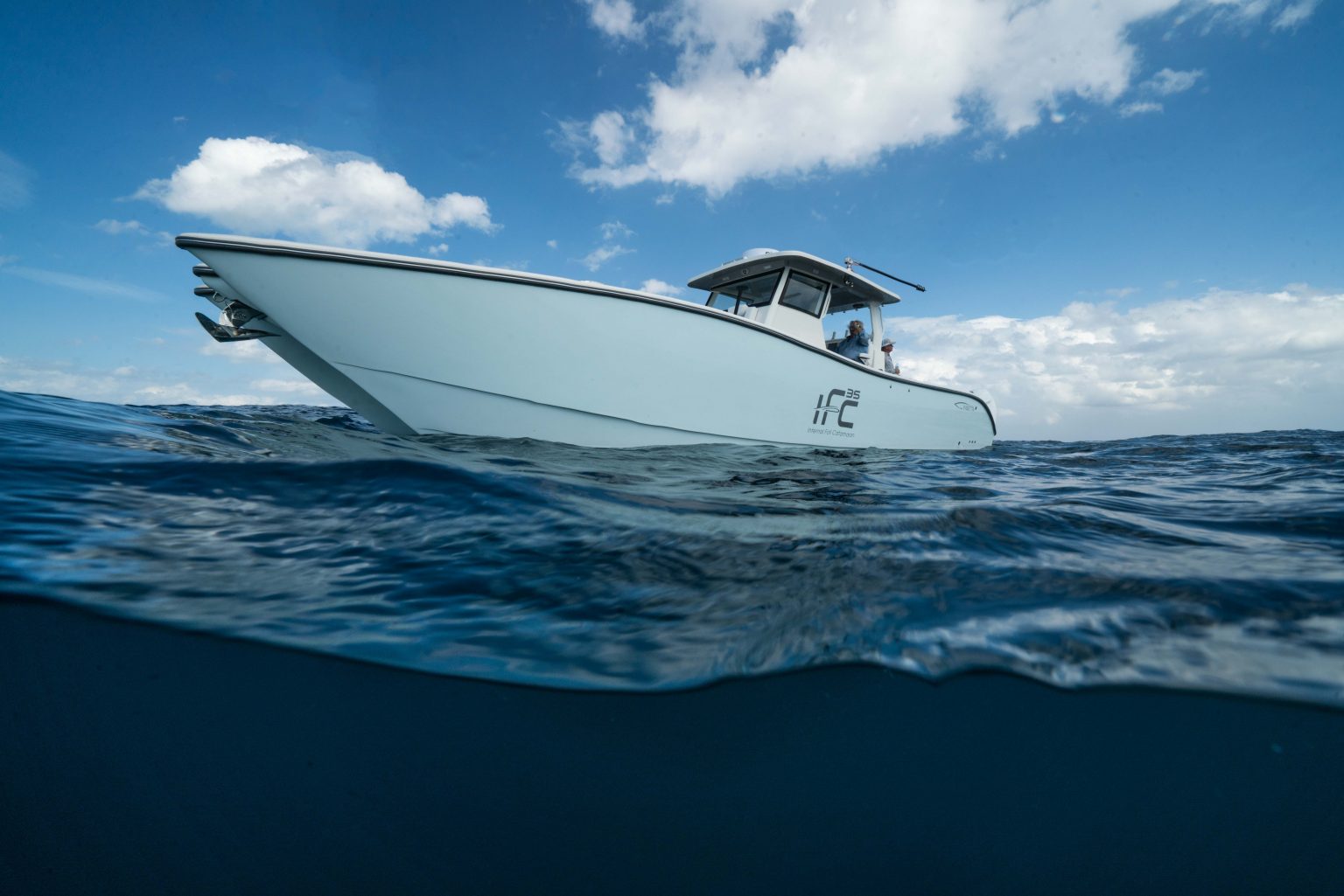 2020 Insetta 35IFC Demo Boat – SOLD | Insetta Boatworks